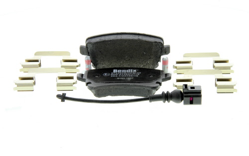 Jeu de 4 plaquettes de frein BENDIX 573220B au meilleur prix - Oscaro