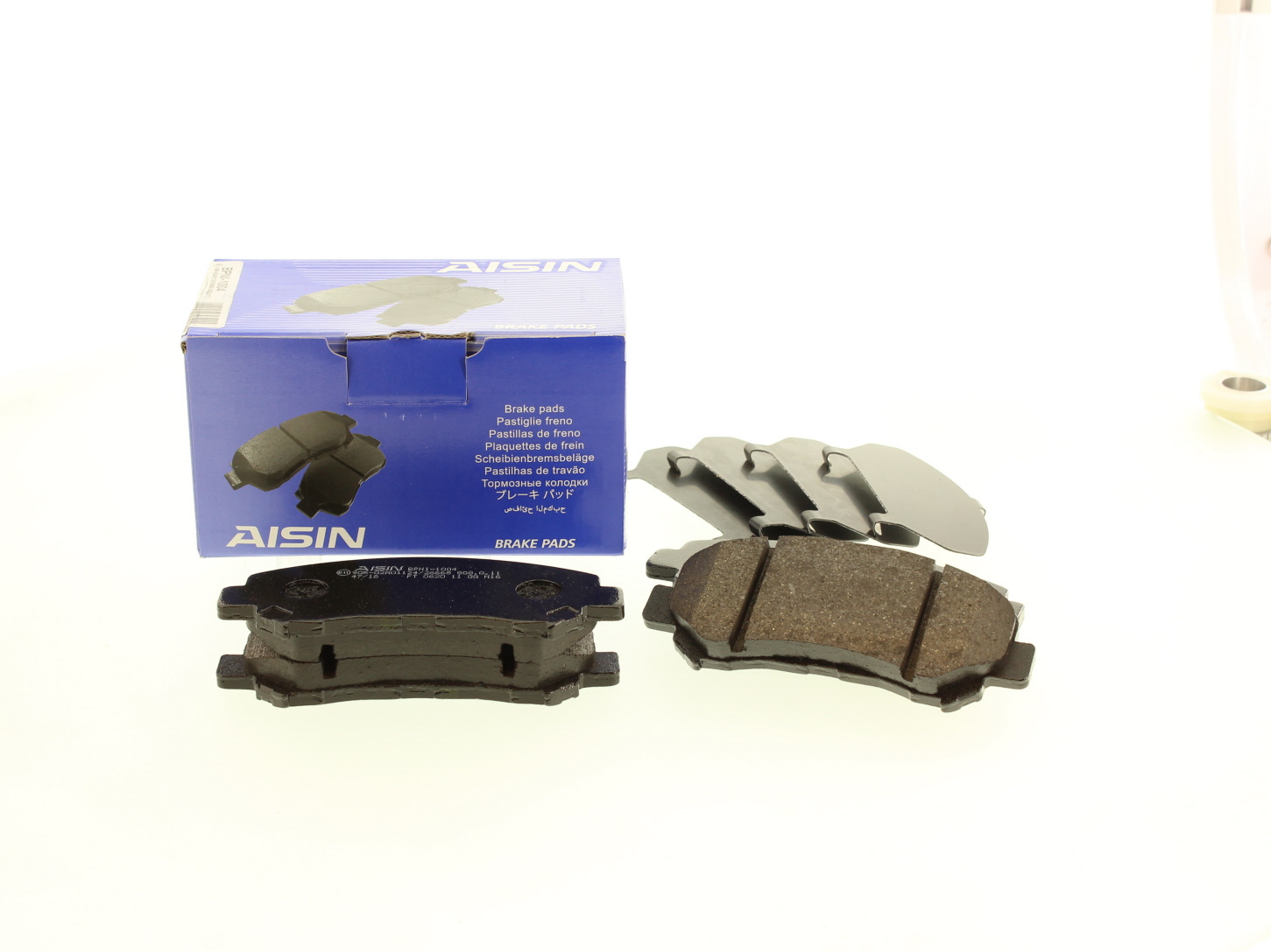 Jeu de 4 plaquettes de frein AISIN BPNI-1004 au meilleur prix - Oscaro