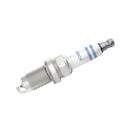 Bougie d'allumage BOSCH 0 242 240 665 au meilleur prix - Oscaro