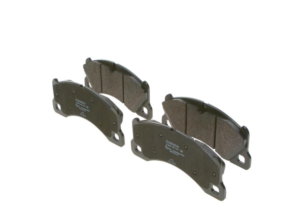 Jeu de 4 plaquettes de frein BOSCH 0 986 494 787 au meilleur prix - Oscaro